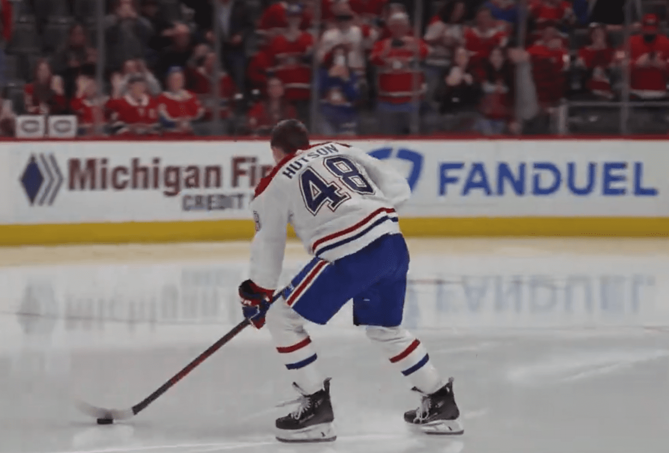 GOTTA SEE IT: Lane Hutson Earns First Point In First Game